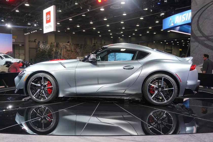 Toyota quiere que vengas a SEMA con algunos locos Supras 74148_3