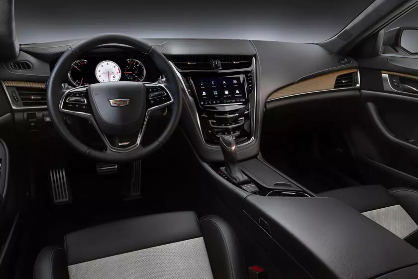 Cadillac V-Serisini Kaide Sürümleriyle Kutluyor 74210_4