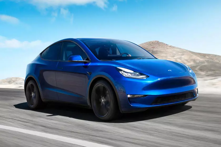 Ny Fisker's New Tesla Model Y Rival dia mampiseho ny endriny 74391_3