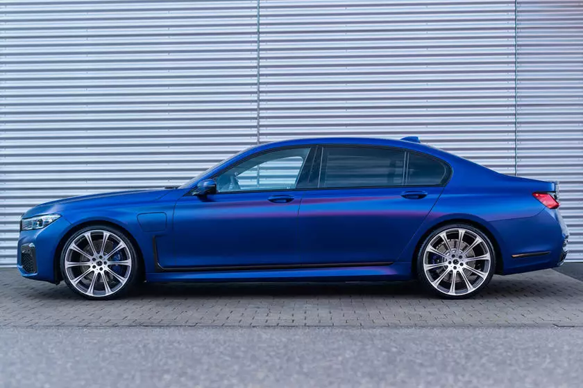 BMW 7 Series Hybrid သည် အလွန်ကောင်းမွန်သော 500-HP အသွင်အပြင်ကို ရရှိသည်။ 74591_5
