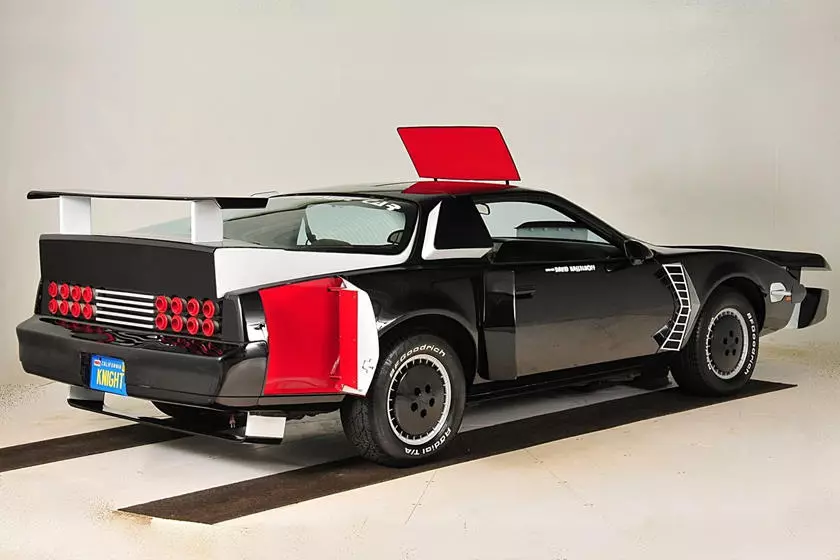 Você pode possuir o KITT original de Knight Rider 74666_5