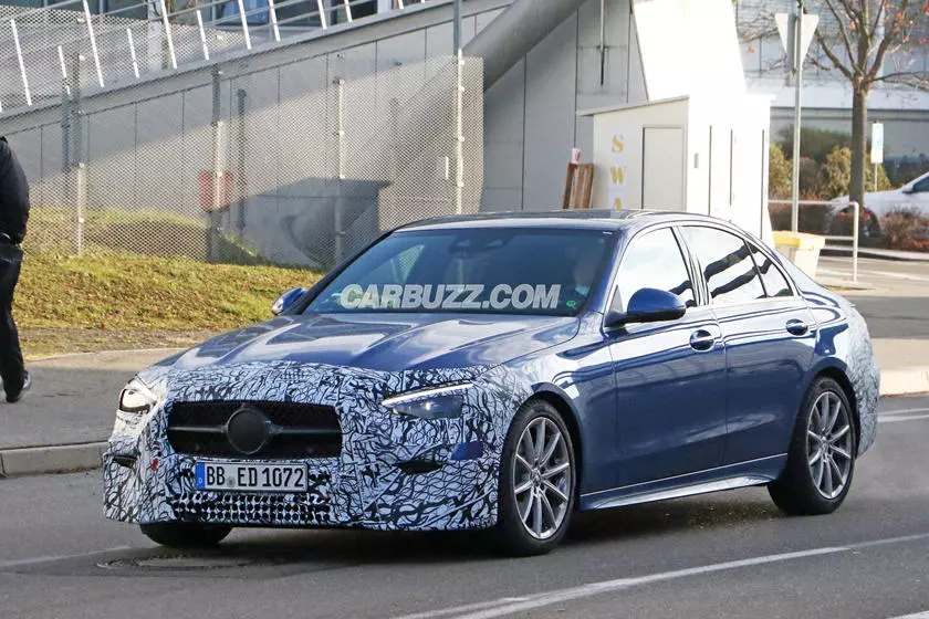 TEASED: Yeni Mercedes-Benz C-Class Gələn həftə gələcək 74740_4