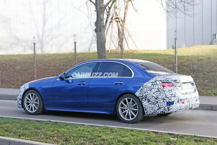 TEASED: New Mercedes-Benz C-Class Hefteya Pêşe tê 74740_5