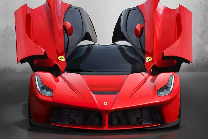 Ferrari LaFerrari дар садамаи Беверли Ҳиллз сахт осеб дид 74766_6