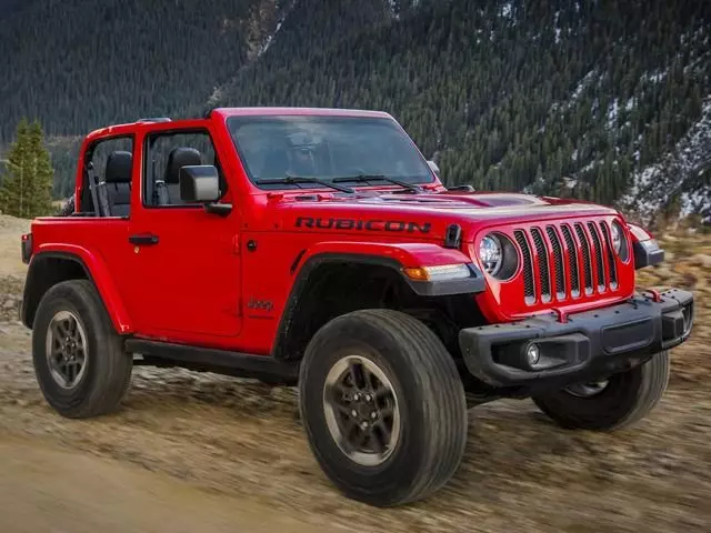 Dëst ass de ganz neien 2018 Jeep Wrangler 74786_1