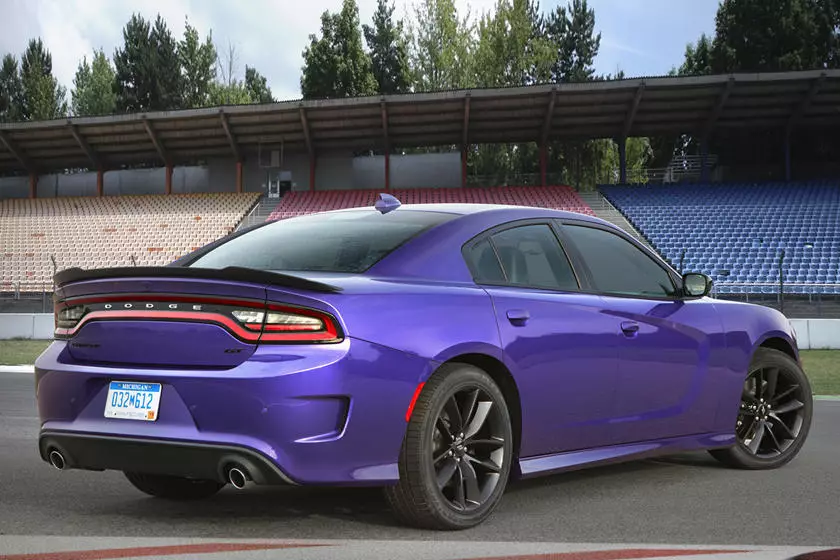 Co je nového u některých nabíječek Dodge 2019? Úžasné možnosti proužků 74864_10