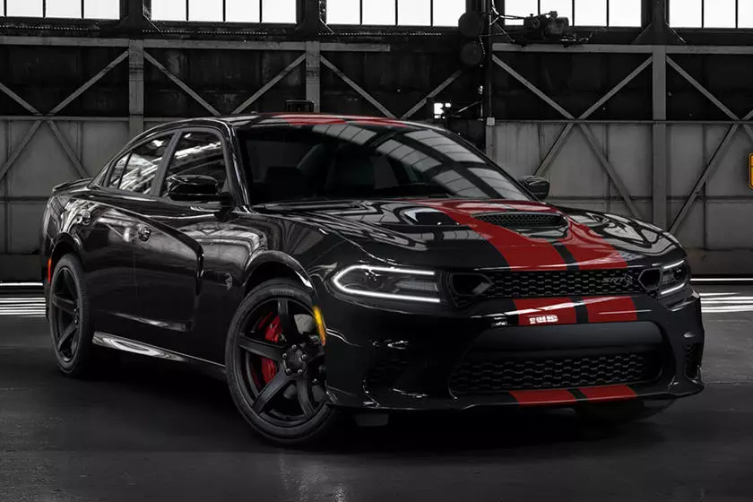 Какво е новото за някои Dodge Chargers за 2019 г.? Страхотни опции за ивици 74864_2