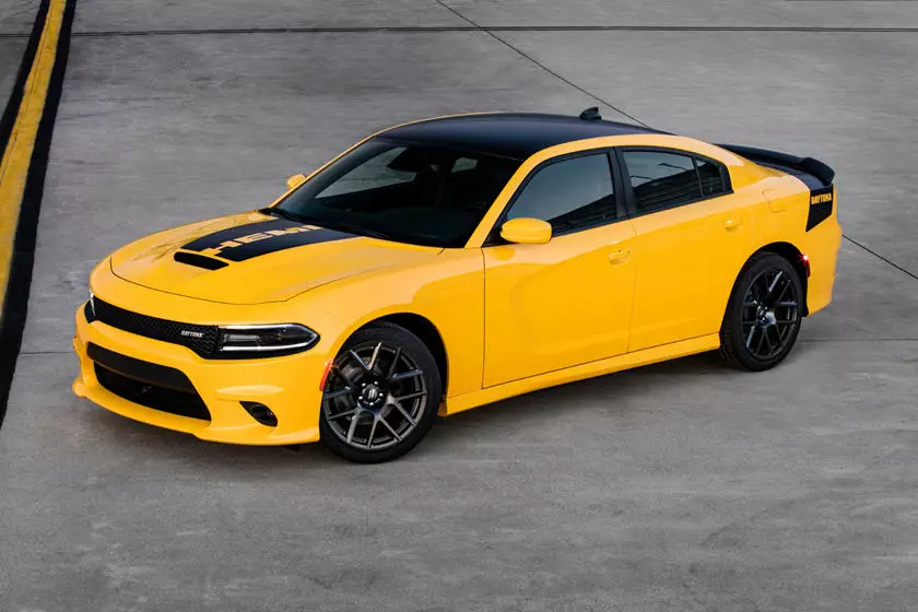 Co je nového u některých nabíječek Dodge 2019? Úžasné možnosti proužků 74864_4