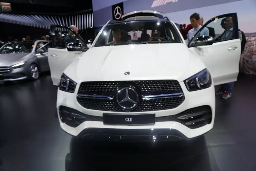 அனைத்து புதிய 2020 Mercedes-Benz GLE SUV வில் பாரிஸில் 75036_2