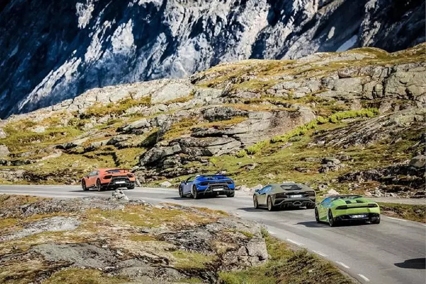 Ang Lamborghini Avventura 2018 Norway Expedition Mao Ang Labing Maayo nga Paagi Aron Masuhid ang Scandinavia 75271_3