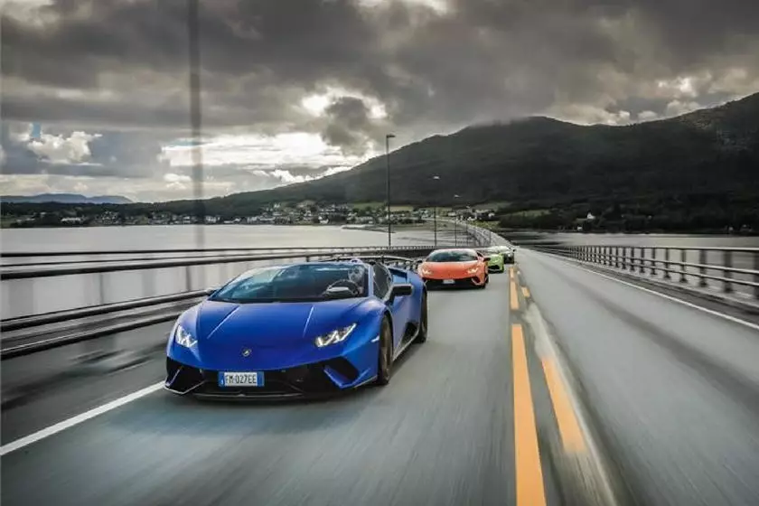 Lub Lamborghini Avventura 2018 Norway ntoj ke mus kawm yog txoj kev zoo tshaj plaws los tshawb txog Scandinavia 75271_9