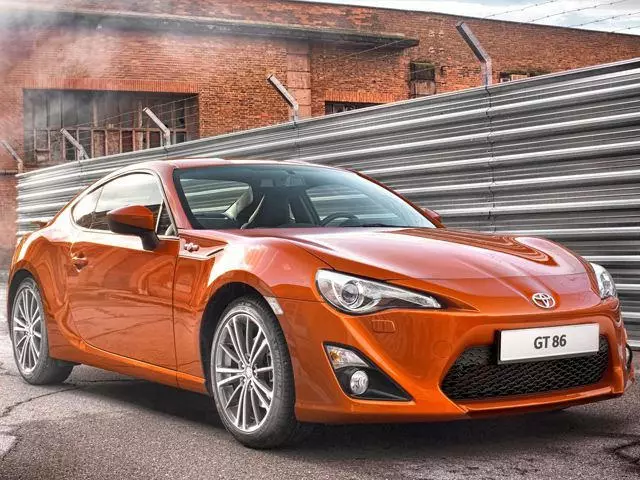 Toyota GT86 gibrid ustida ishlamoqda 75399_1