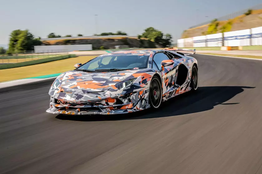 Lamborghini Aventador SVJ is niet zo krachtig als je zou denken 75498_5