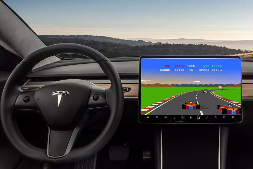 Ole Autopilot fou a Tesla ole mea sili ona latalata ile ta'avale a le tagata lava ia 75513_8