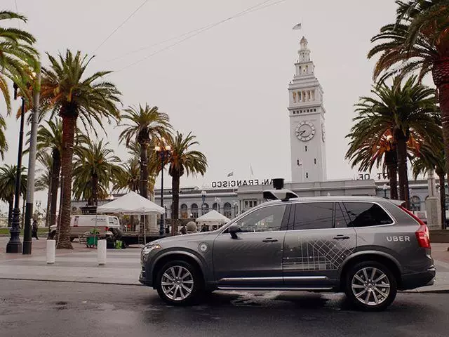 Uber se niega obstinadamente a detener los autos sin conductor en San Francisco 75602_4