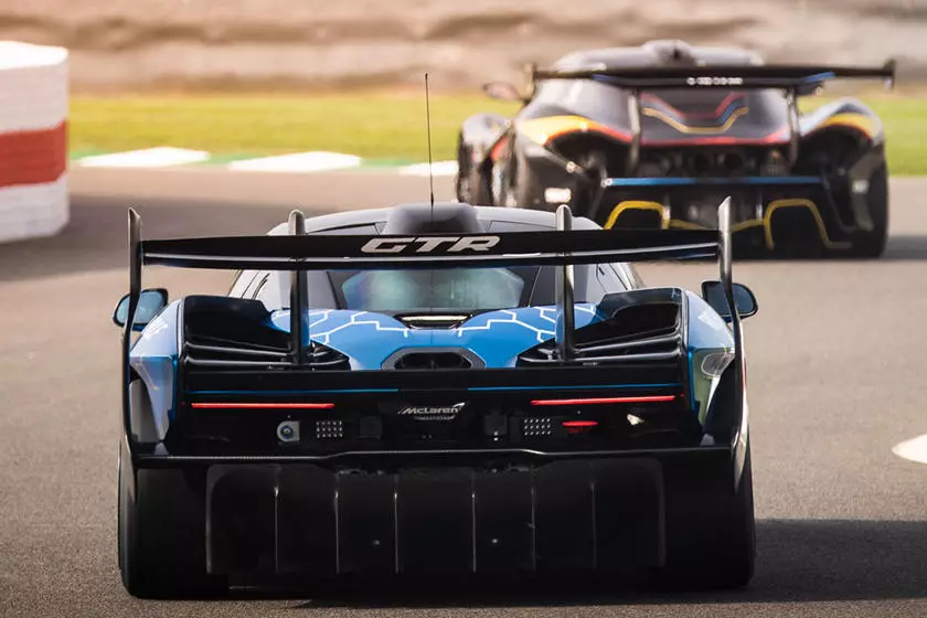 Hau McLaren Senna GTR gidatzea lortuko duzun bezain hurbil dago 75610_2