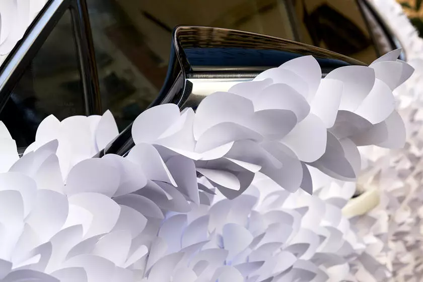 Carro de arte Lexus UX coberto de papel inspirado nos jardins zen japoneses 75719_5