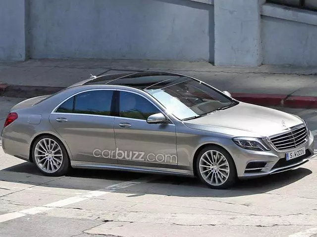 2014 Mercedes S-Class Մերկ են բռնել 76100_1