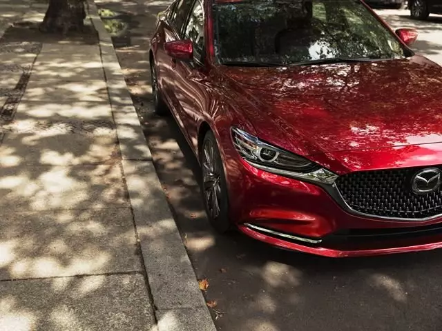 Ji Mazda6-a 2018-an re Silav Bikin: Zêdetir Premium Û Gelek Torque 76232_4