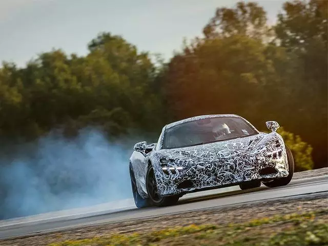 McLaren 650S мұрагерінің жиналмалы драйвер дисплейін тексеріңіз 76256_2