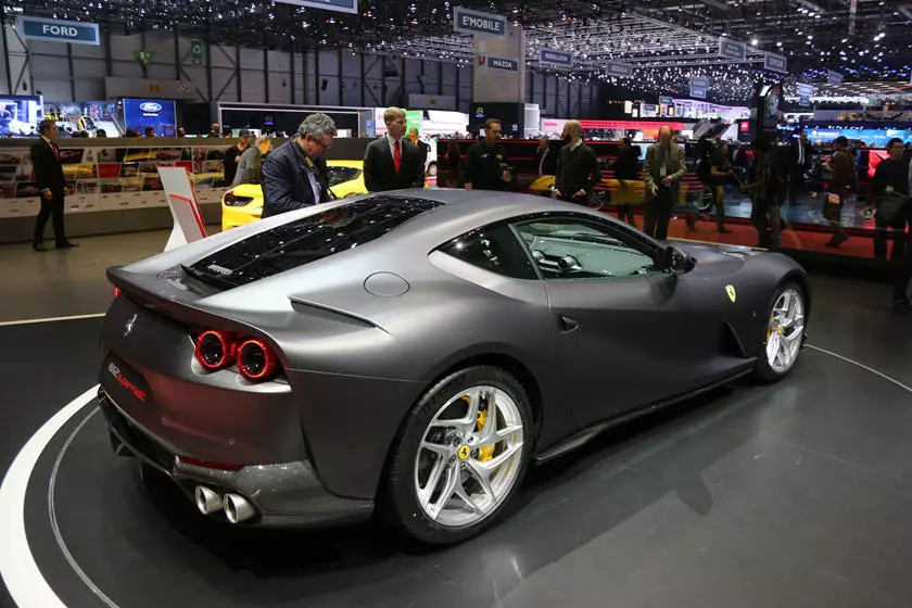 Dem Ferrari säin neie CEO huet scho en Aktiepräis erofgaang 76264_4