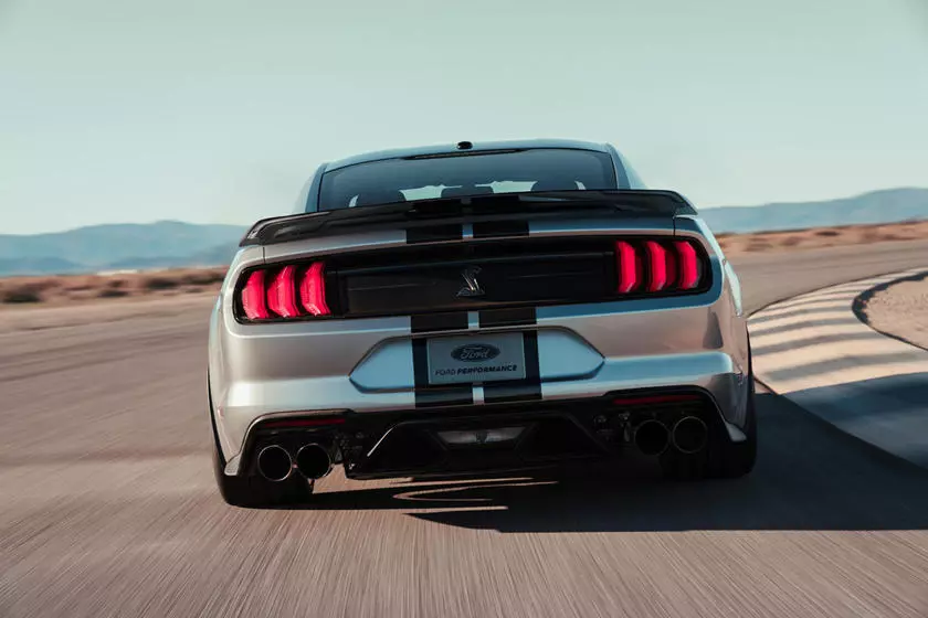 2020 Ford Mustang Shelby GT500 Inapata Chaguzi Mpya za Rangi Zilizoongozwa na Retro 76288_5