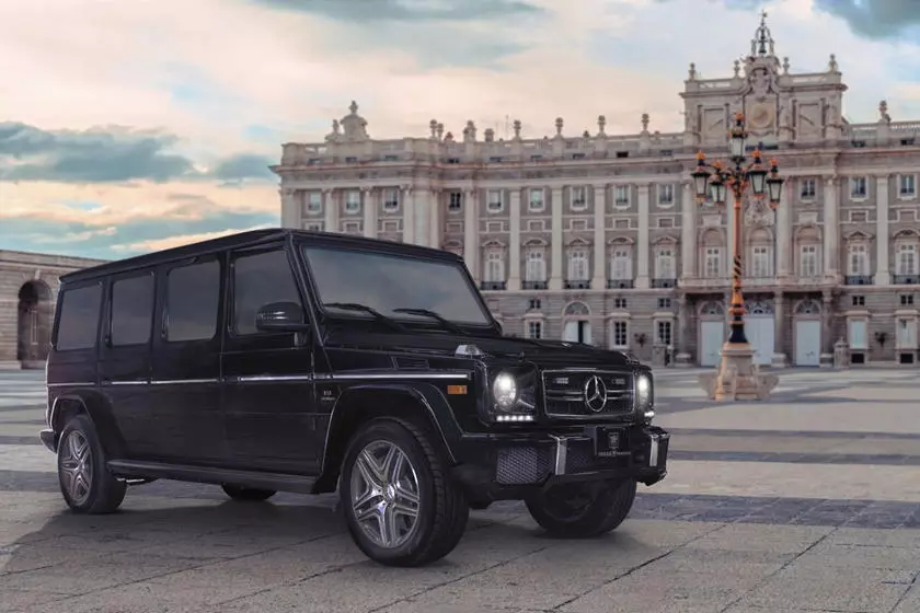 Mercedes-AMG G63 transformat en una amenaçadora limusina blindada 76447_4