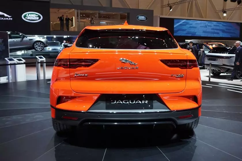 Jaguar Memprioritaskan Handling Over Performance Di I-Pace SVR 76515_3