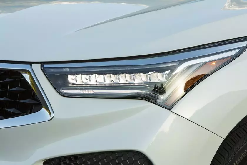 2019 m. Acura RDX bazinė kaina nepasikeitė nuo praėjusių metų 76688_4