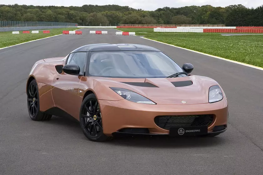 Lotus ඇත්තටම සැලසුම් කරන්නේ $2.5M 1,000-HP Electric Hypercar එකක්ද? 7674_4