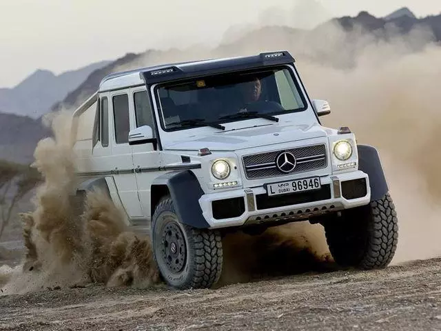 2015 款梅赛德斯 G63 AMG 6x6 售价 456,900 欧元 76762_1