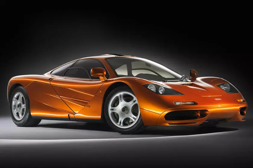 McLaren F1 diseinatu zuen mutila bere kirol-autoa abian jarriz 76921_5