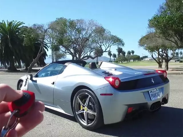 Napa Ferrari 458 Italia Iki Salah sawijining Ferrari Paling Apik 76983_1