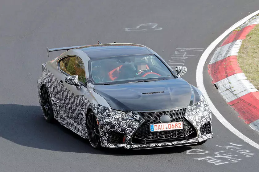 Hardcore Lexus RC F GT u vërejt në Nurburgring 77207_10