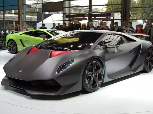 Lamborghini prévoit plus de pièces uniques 77424_1