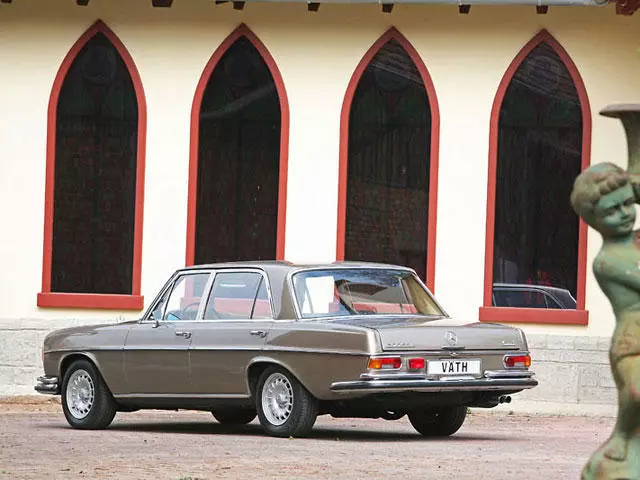 VATH Klassik Mercedes-Benz 300 SEL-i bərpa edir 6.3 77427_4