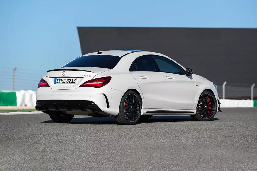 Model Mercedes-AMG Entry-Level Adalah Tawar-menawar Bekas Yang Hebat 77733_3