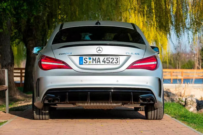 Entry-Level Mercedes-AMG မော်ဒယ်များသည် အသုံးများသော စျေးနူန်းများဖြစ်သည်။ 77733_9