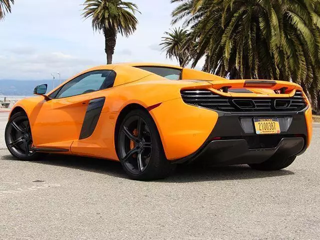 گراهڪ جنيوا کان اڳ McLaren 720S هفتا تي هڪ لڪير پِڪ حاصل ڪندا آهن 77896_2