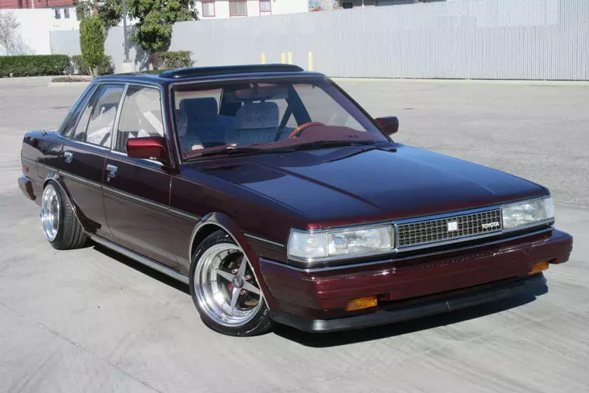 Craigslist Yashirin xazina: JDM bilan 1987 Toyota Cressida 78193_1