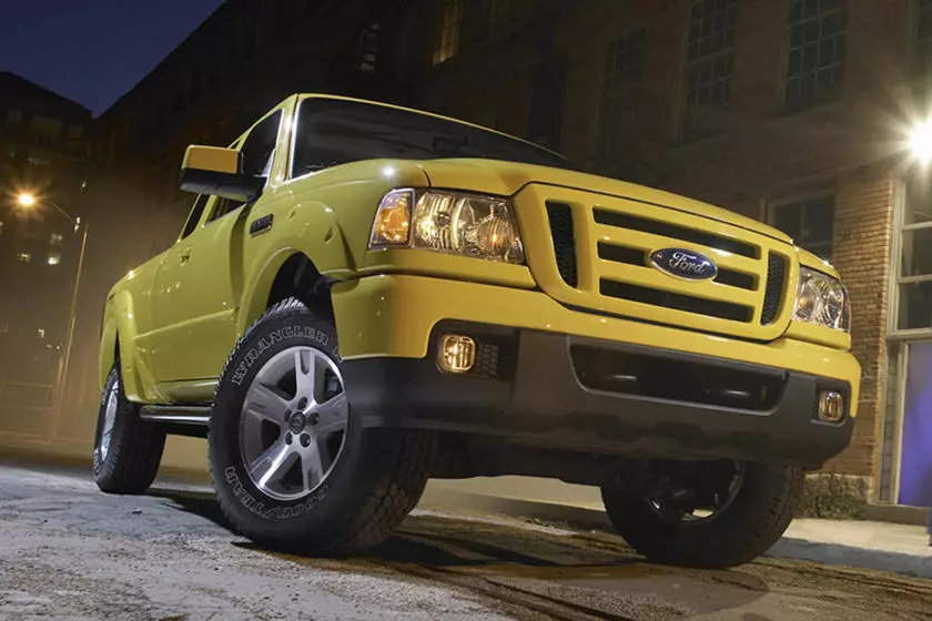 „Ford“ pardavėjams siūlo 1 000 USD už kiekvieną 2006 m. „Ranger“, sutvarkytą dėl sugedusių oro pagalvių 78252_1