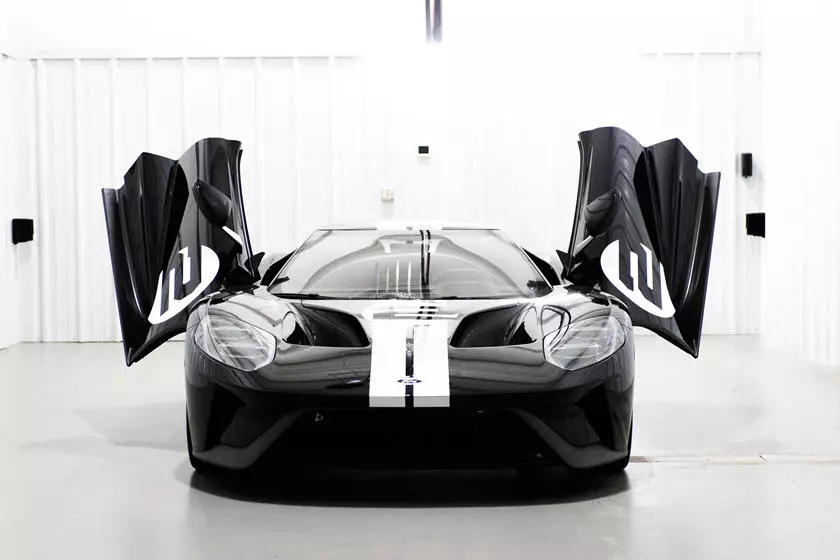 Toleo hili la Rare Ford GT Heritage Litapata Bahati 78390_5