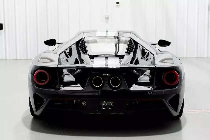 ეს იშვიათი Ford GT Heritage Edition მიიღებს სიმდიდრეს 78390_6