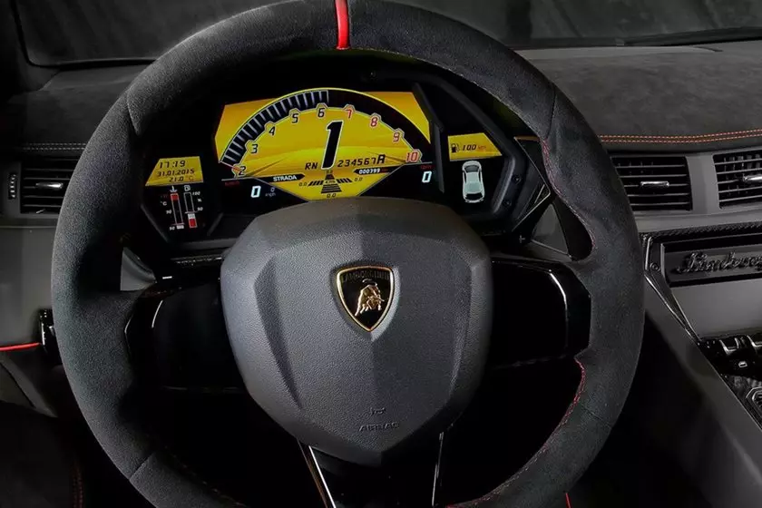 5 lucruri pe care le-am face pentru a îmbunătăți Lamborghini Aventador 78411_7