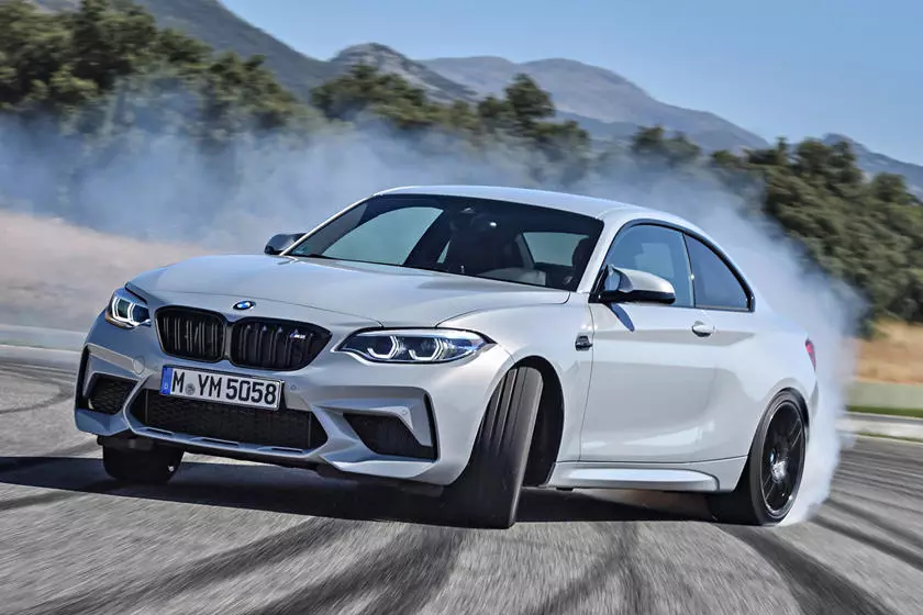 BMW പ്ലോട്ടിംഗ് M2 CS, M2 CSL എന്നിവ ലിമിറ്റഡ് എഡിഷൻ മോഡലുകളായി 78558_1