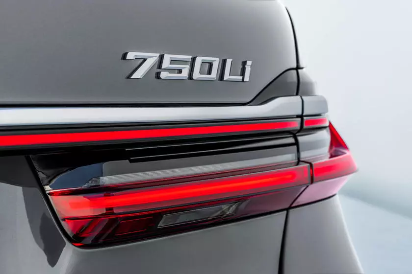 2020-2021 BMW 7 စီးရီးတံဆိပ်