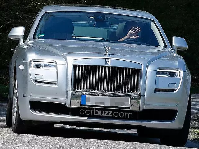 Rolls-Royce manomana Ghost Facelift 78620_1