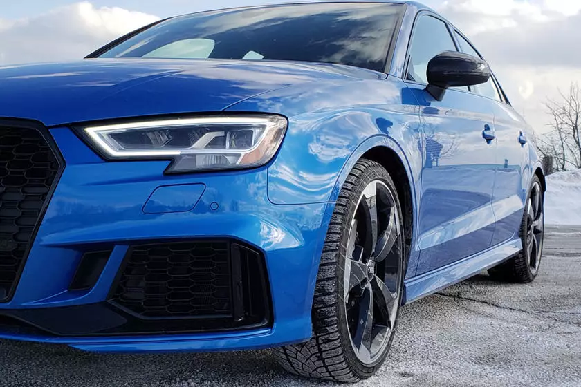 2019 Audi RS3 Test Drive Review: Apat na Pintuan, Isang Ripping Ride 79060_27