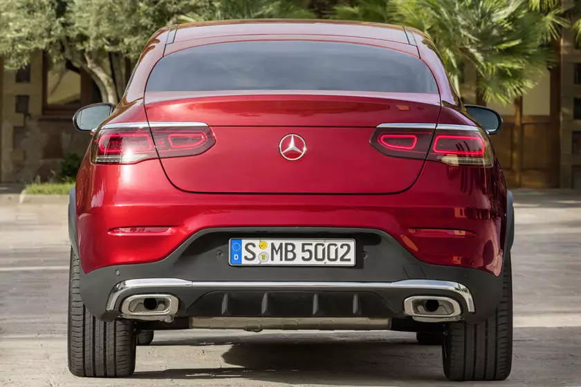 2020. gada Mercedes-Benz GLC Coupe saņem sveiciena sejas korekciju 79082_6