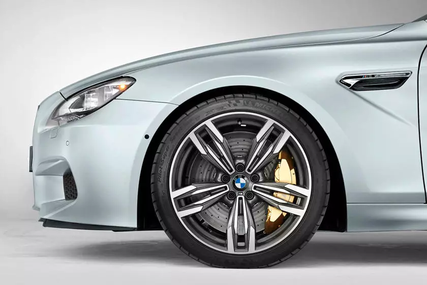 A استعمال ٿيل BMW M6 Gran Coupe هڪ نئين 8 سيريز لاءِ بهترين متبادل آهي 7923_10